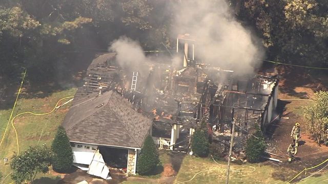 Massive fire destroys home in Gwinnett County | WSB-TV