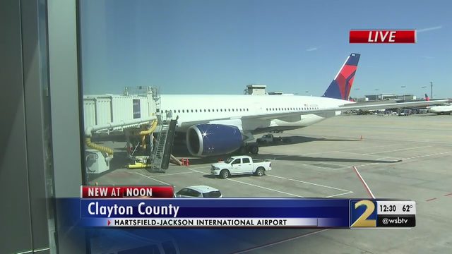 NEW DELTA PLANE: Delta Air Lines shows off its newest flagship airplane ...