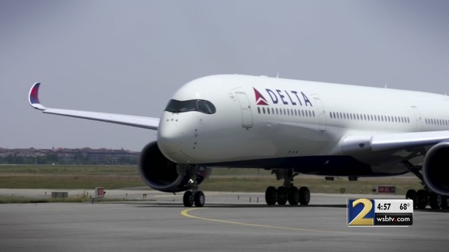 NEW DELTA PLANE: Delta Air Lines shows off its newest flagship airplane ...