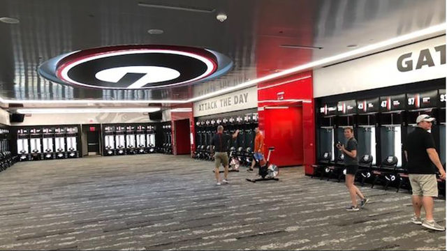 A look inside Georgia’s new locker room, recruiting lounge | WSB-TV